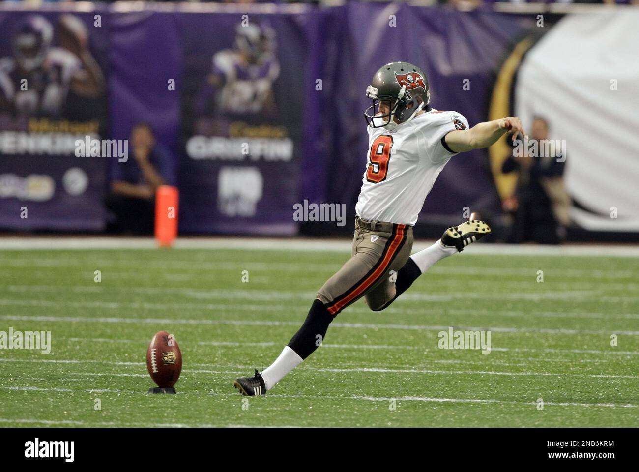 Tampa Bay Buccaneers punter Michael Koenen (9) kicks off in the second ...