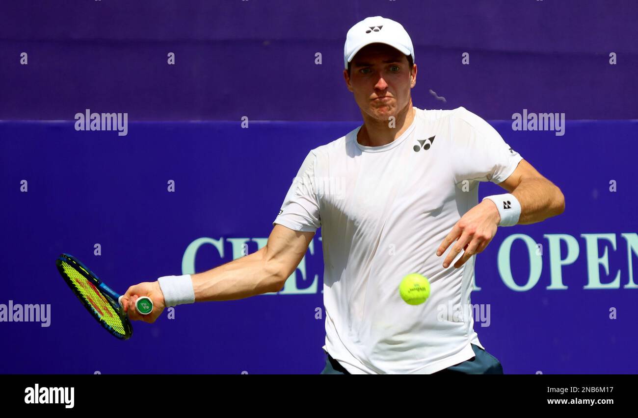 Chennai, Tamil Nadu, India. 13th Feb, 2023. Russia's Kachmazov Alibak ...