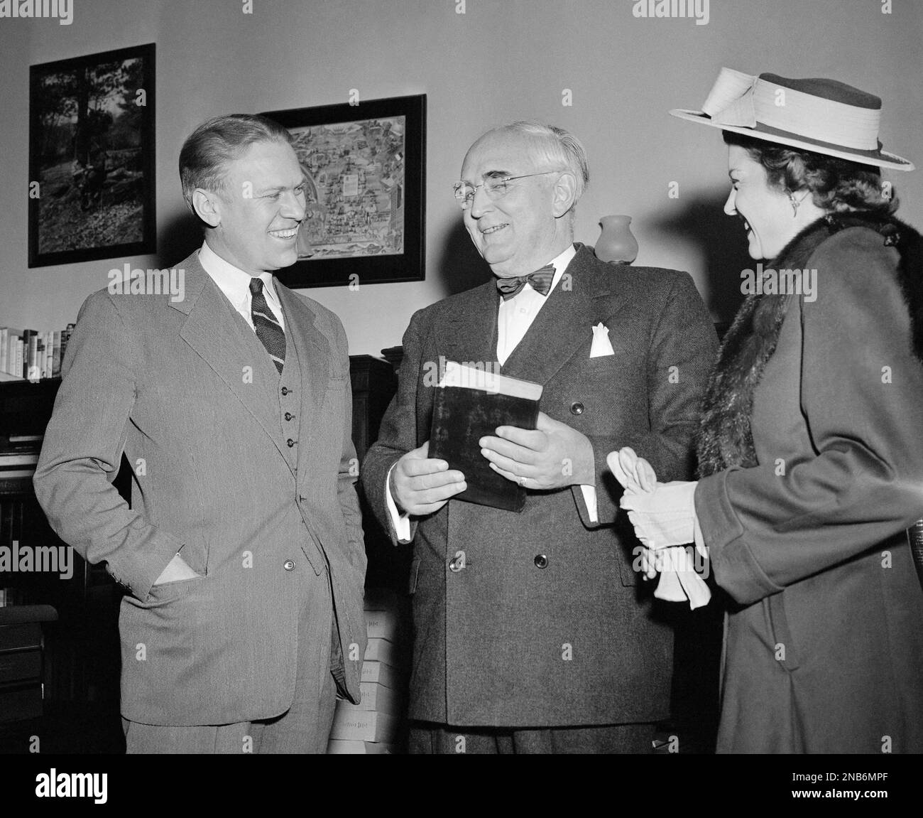 Rep. Gerald R. Ford, Jr., of the Fifth Michigan district, with his wife ...