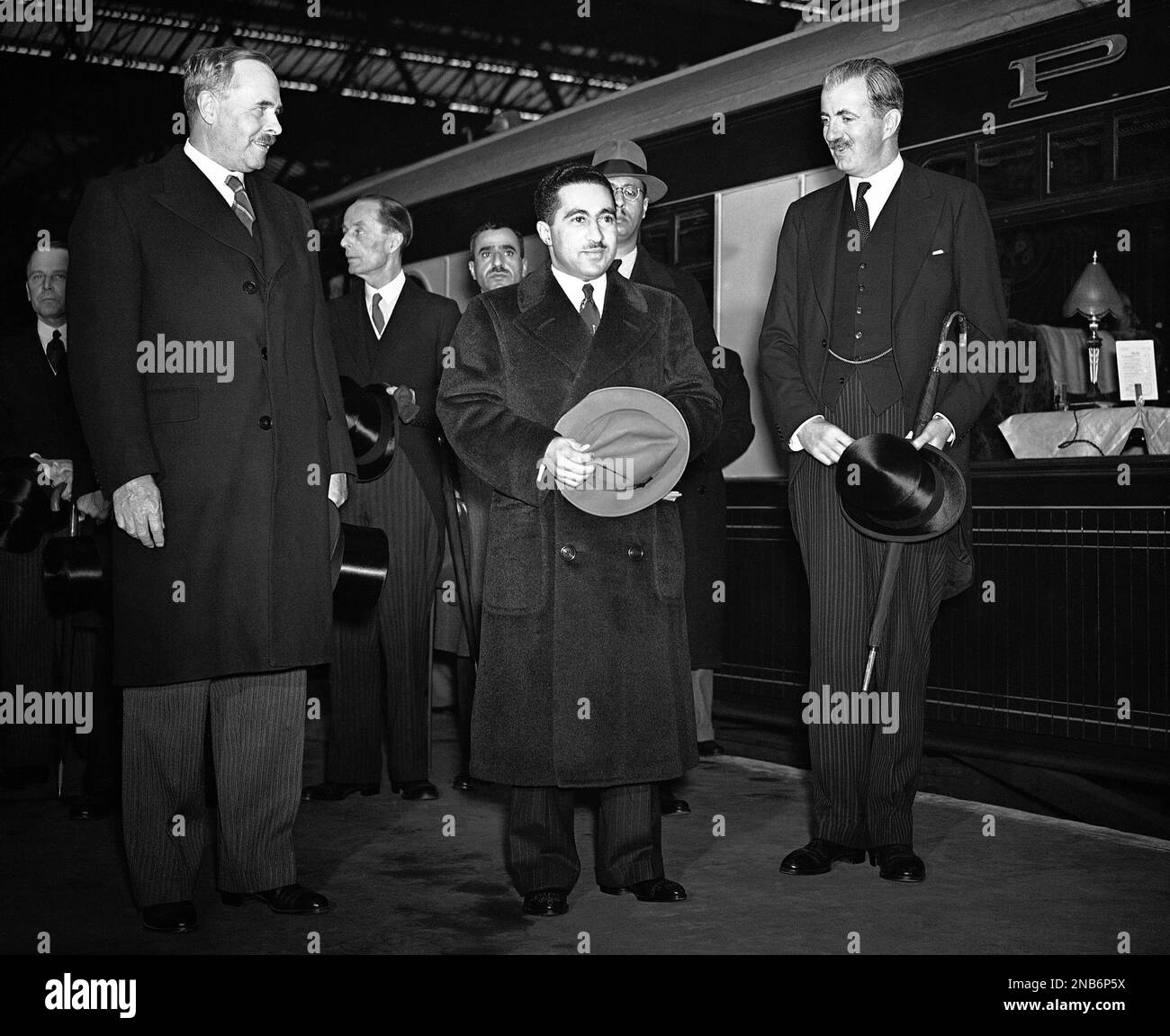 The Sultan of Muscat arrived in London after voyaging in the Queen Mary ...