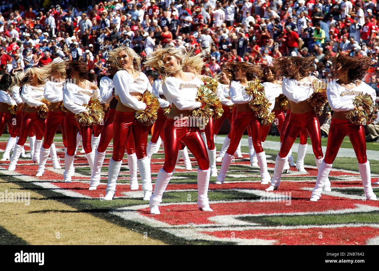 San Francisco 49ers cheerleaders perform during an NFL football game ...