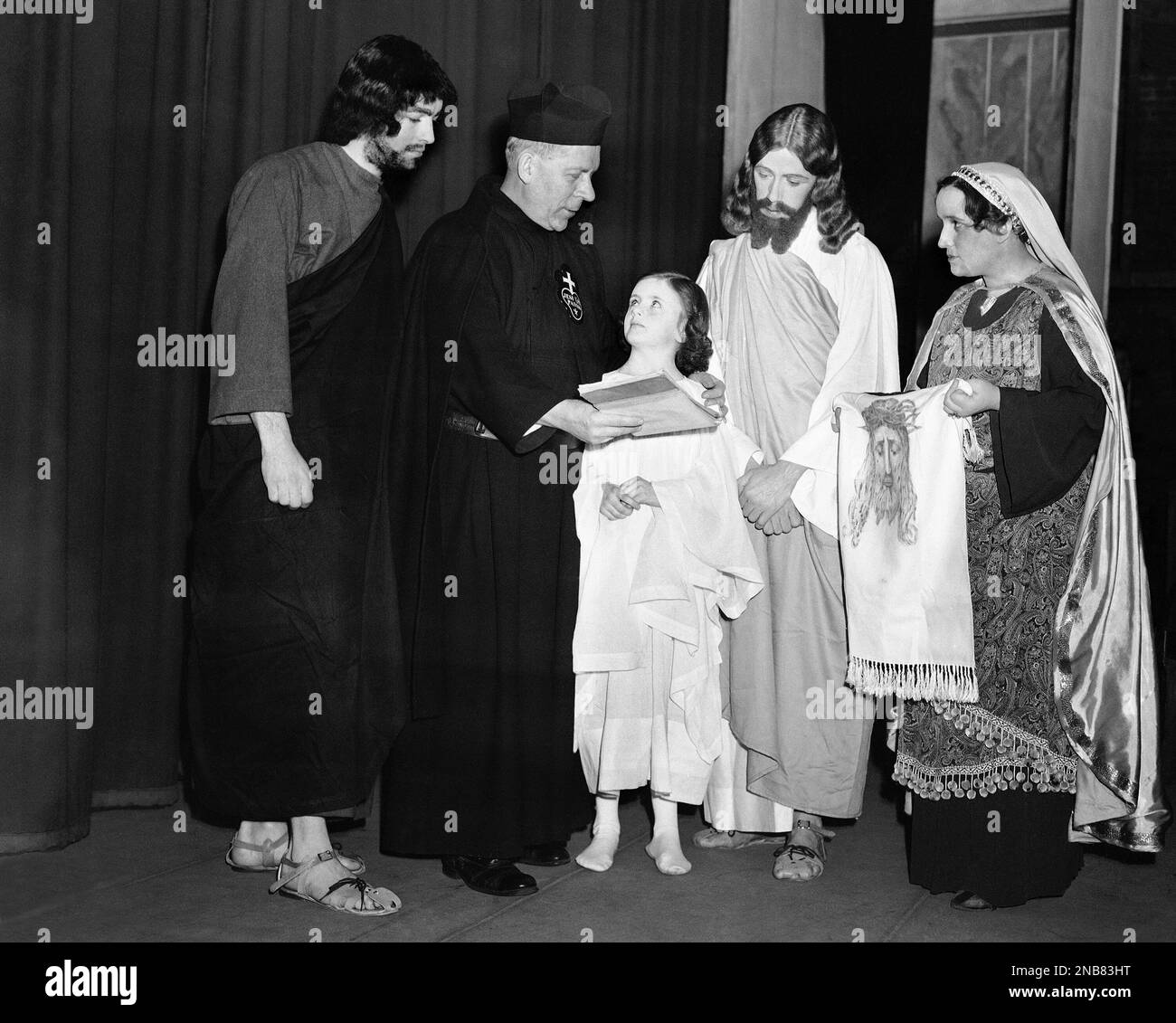 The passion play’s producer, Rev. Conrad Eiben, talks with leading ...