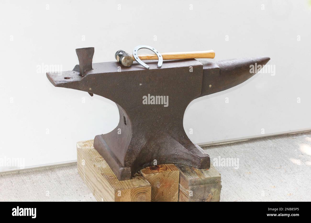 Antique 1800s Peter Wright Anvil ENGLAND - made 1830 to 1852 Stock ...