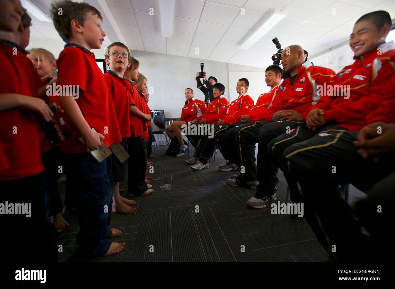 School children deliver a pep talk to the Japan national rugby team ...
