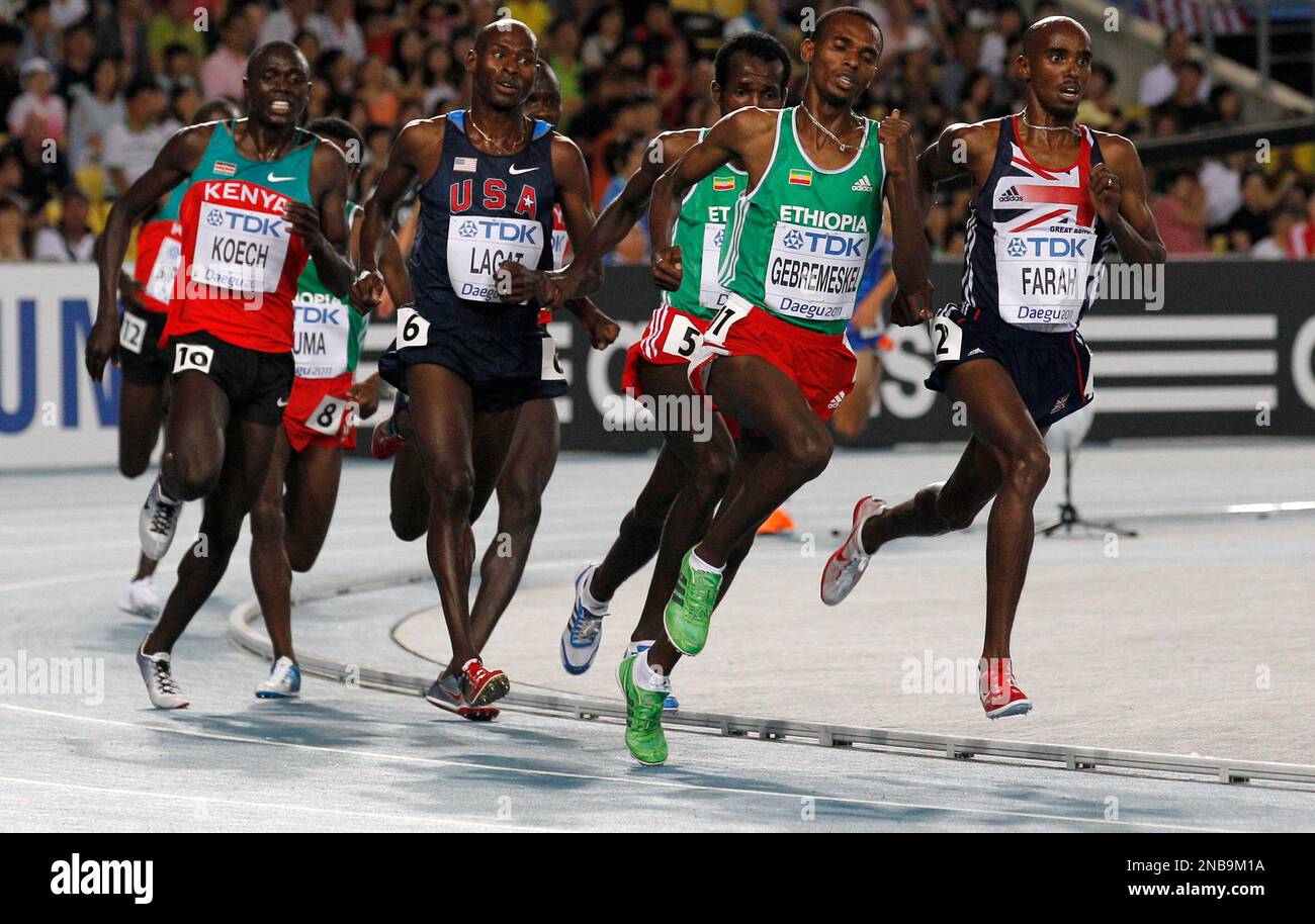 Britain's Mo Farah, right, Ethiopia's Dejen Gebremeskel, second from ...