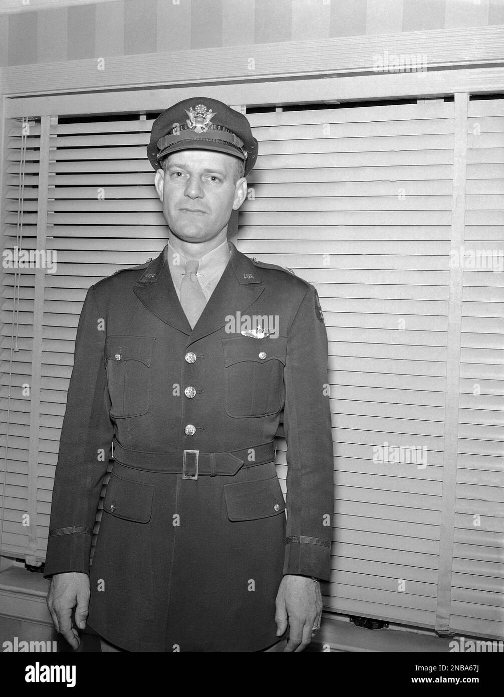 Brig. Gen. William E. Hall, 35, the U.S. Army’s youngest brigadier ...