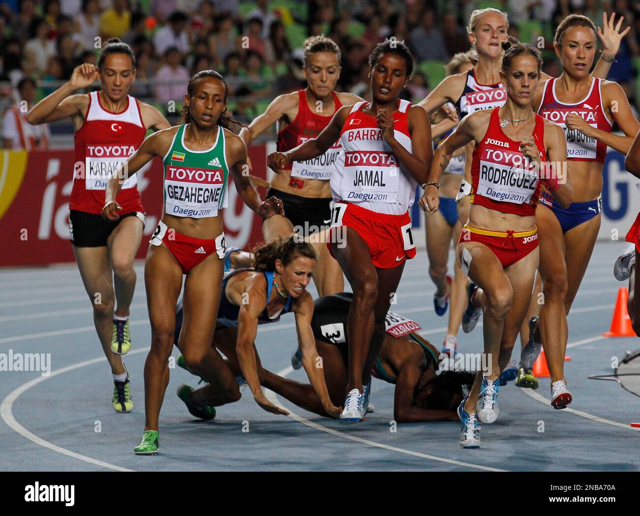 USA's Morgan Uceny, third from left, and Kenya's Hellen Onsando Obiri ...