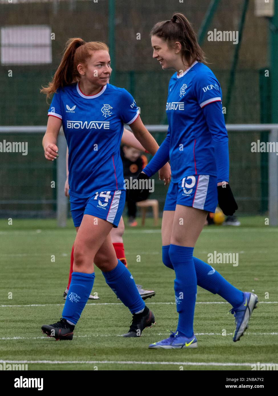 Female scottish football fans hi-res stock photography and images - Alamy