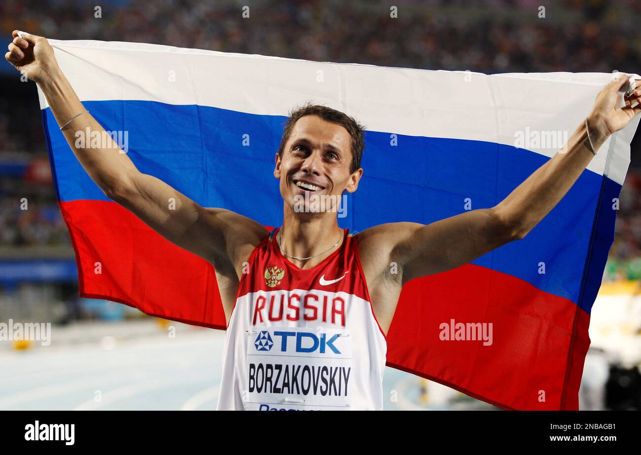 Russia's Yuriy Borzakovskiy celebrates winning silver in the Men's 800m ...