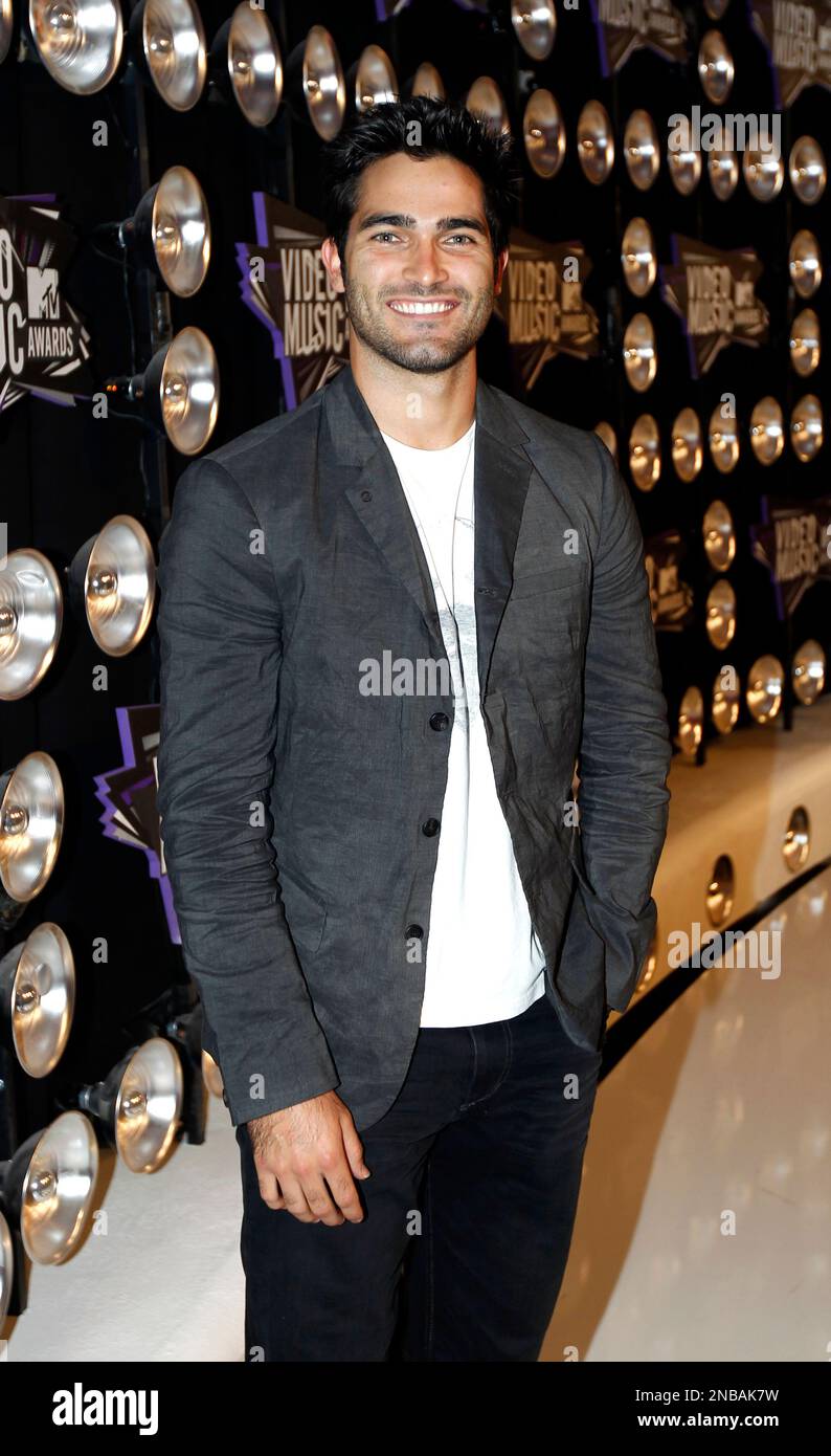 Tyler Hoechlin arrives at the MTV Video Music Awards on Sunday Aug. 28 ...