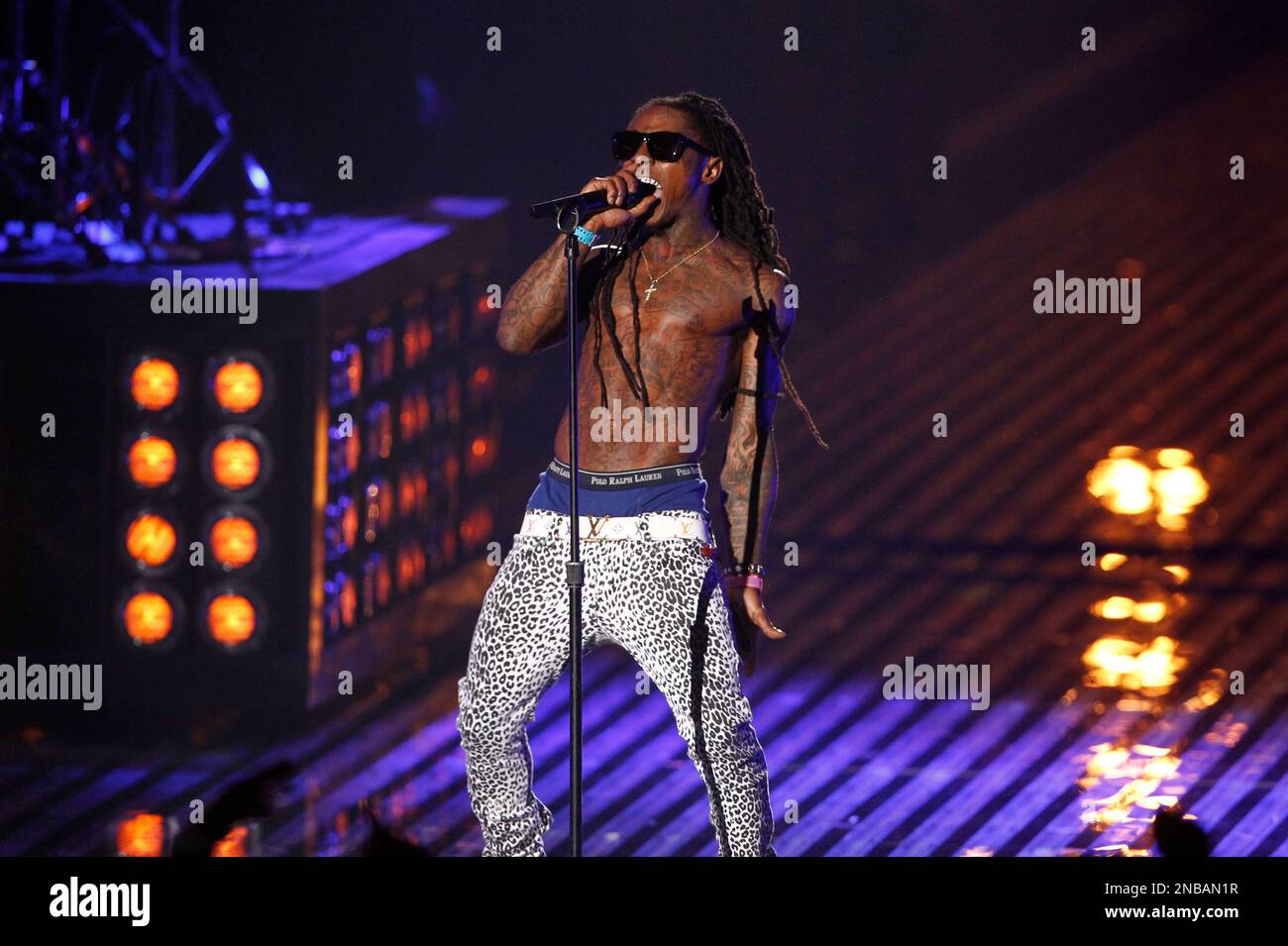 Lil Wayne performs at the MTV Video Music Awards on Sunday Aug. 28 ...