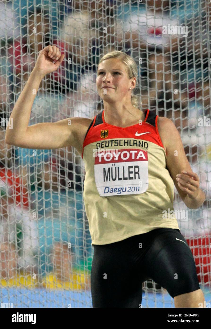Germany's Nadine Mueller celebrates winning the silver in the Women's ...
