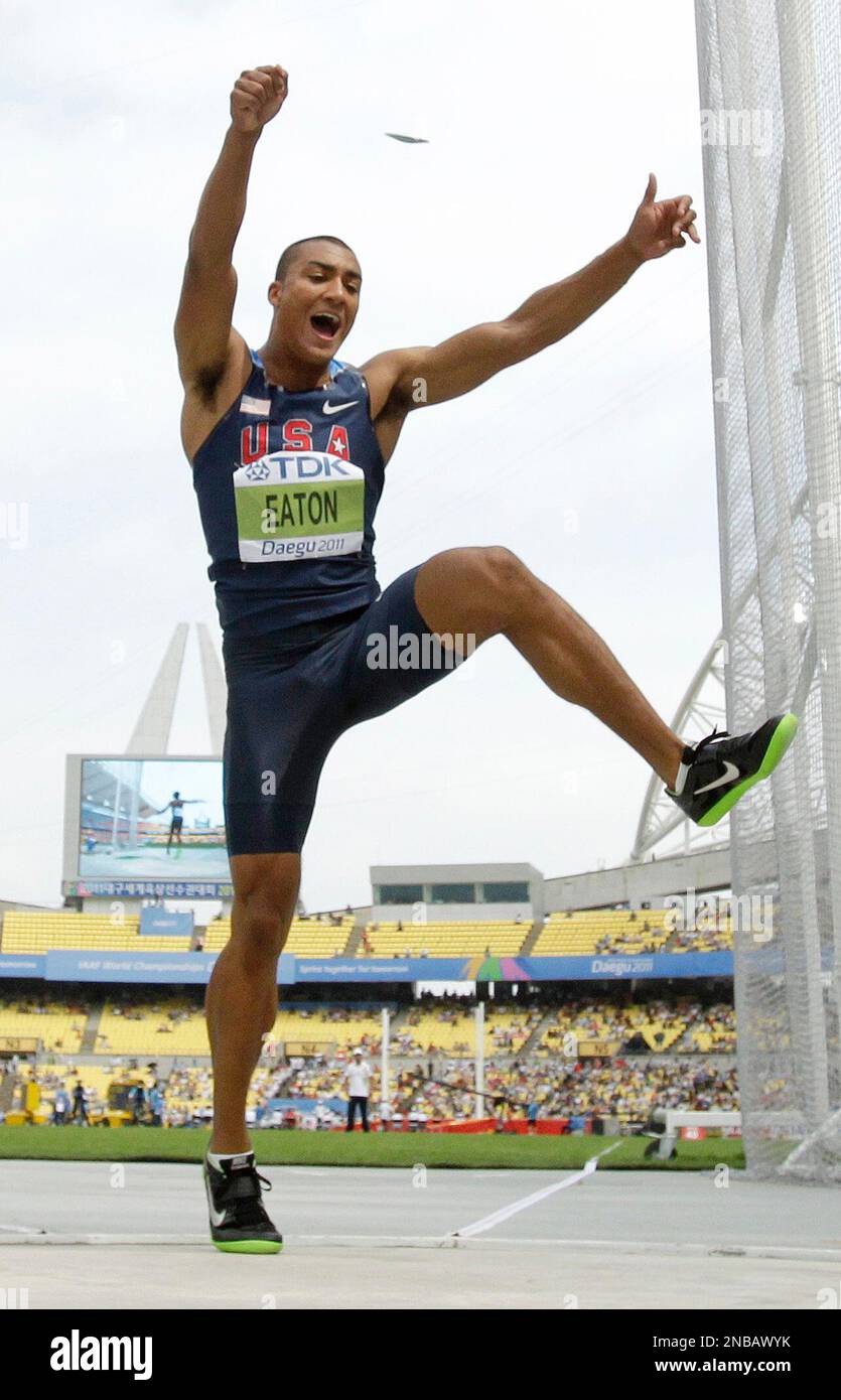 USA's Ashton Eaton reacts to an attempt in the Discus Throw of the ...