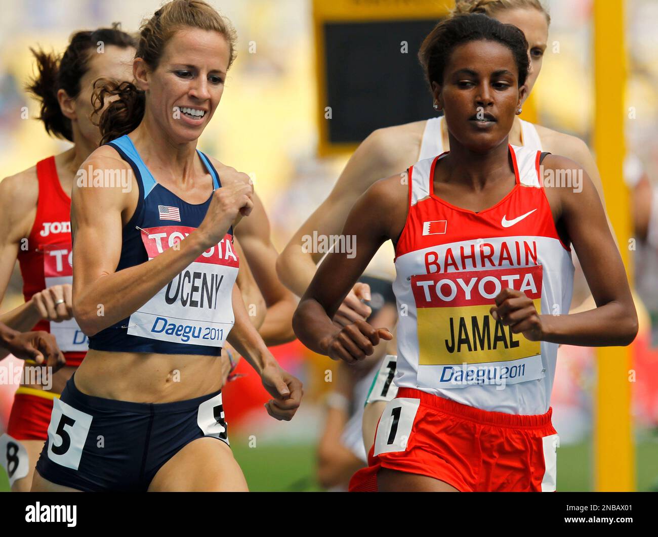Bahrain's Maryam Yusuf Jamal, right, and USA's Morgan Uceny compete in ...