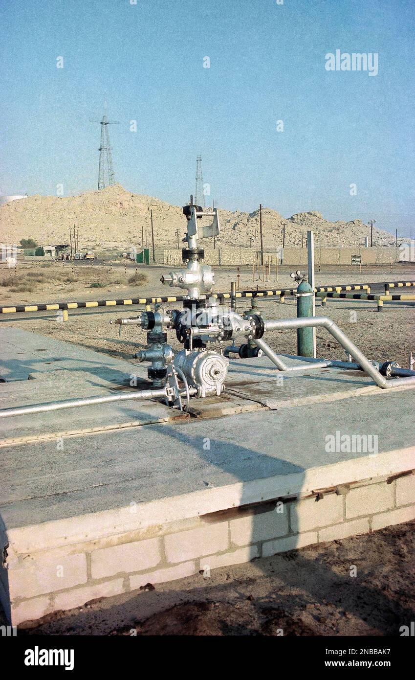 The world’s most productive, active oil well, Dammam No. 7, pumps crude ...