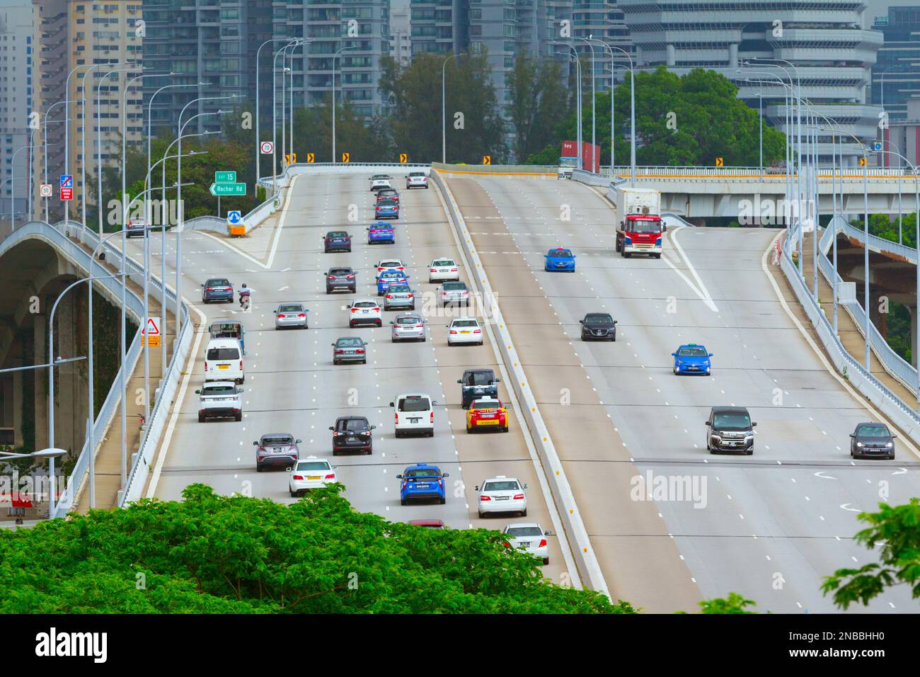 Traffic on the Benjamin Sheares Bridge in Singapore Stock Photo - Alamy
