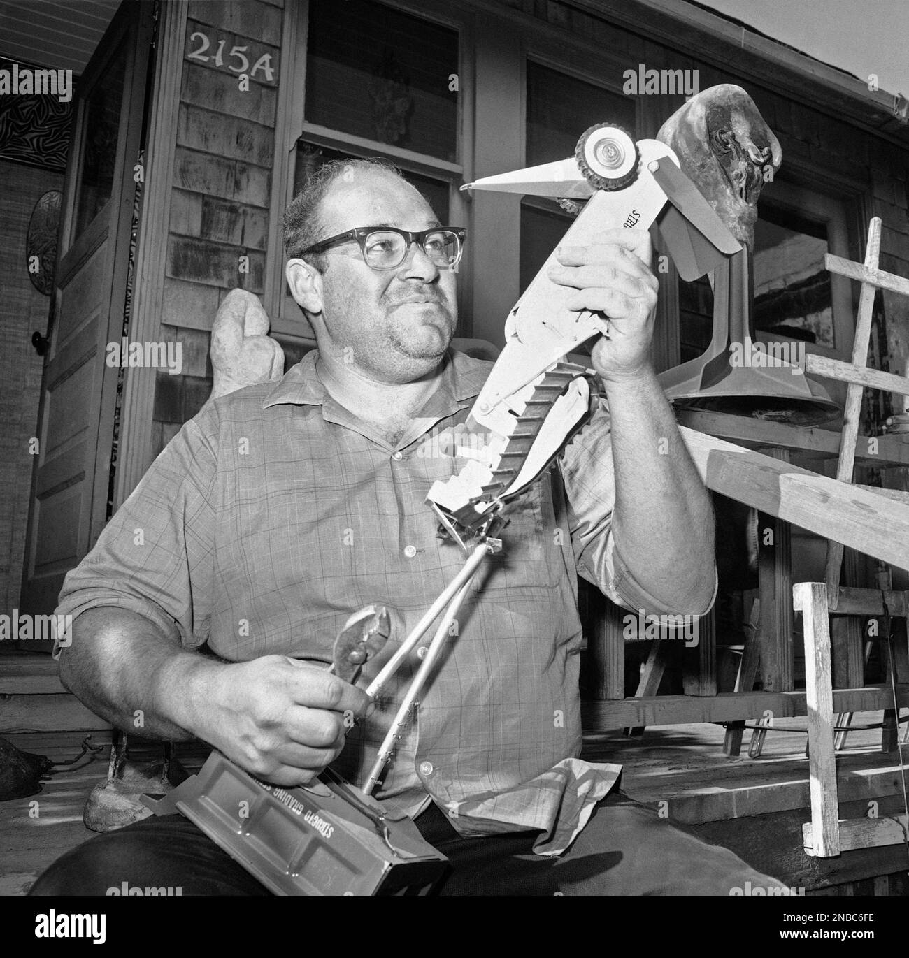Art Grant the beachcomber sculptor of Sausalito, Calif., creates a ...
