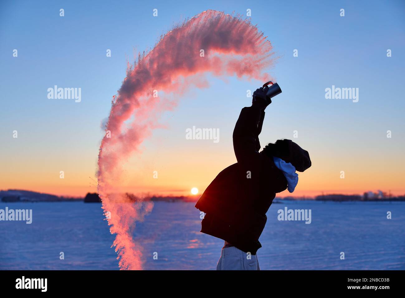 Mpemba effect hi-res stock photography and images - Alamy
