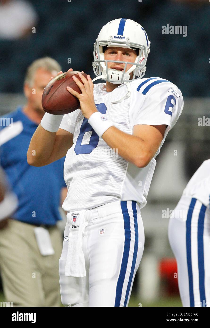Indianapolis Colts quarterback Dan Orlovsky warms up before the start ...
