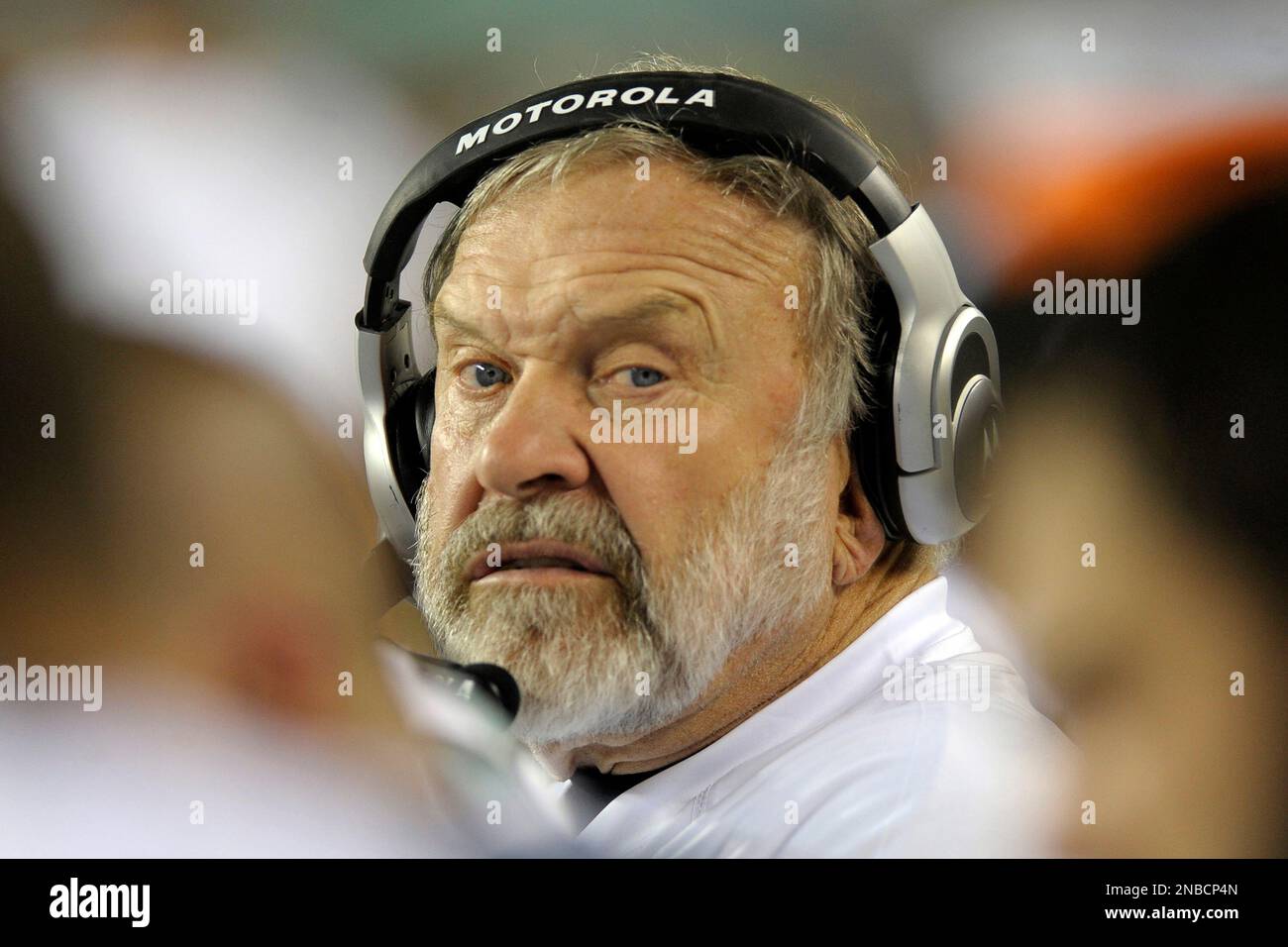 Philadelphia Eagles offensive line coach Howard Mudd is seen on the ...