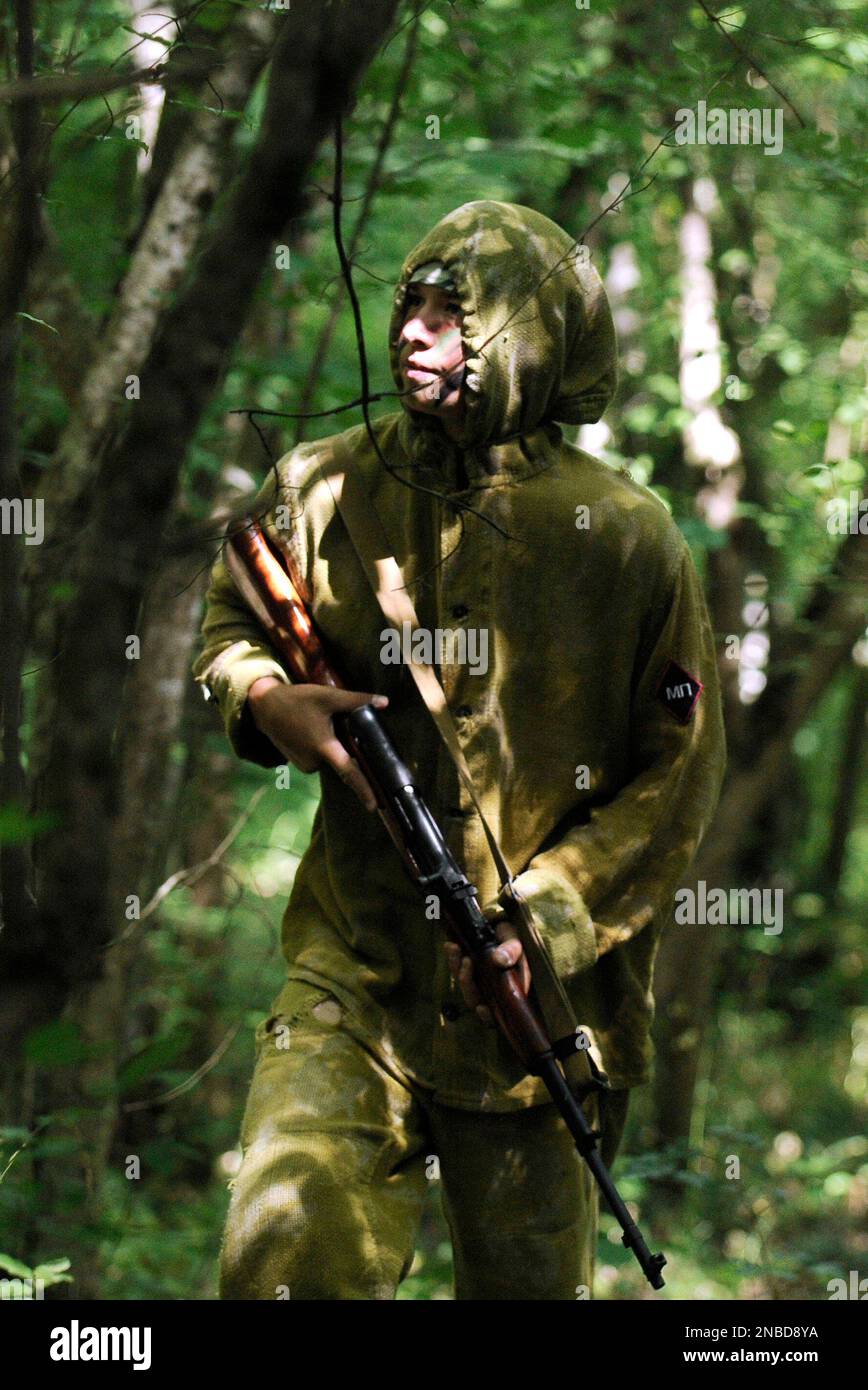 In this Saturday, Aug. 6, 2011 photo Alex Bolkar, 17, of Novomoskovsk ...