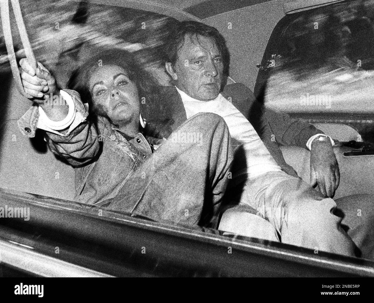 British actress Elizabeth Taylor and husband, Welsh actor Richard ...