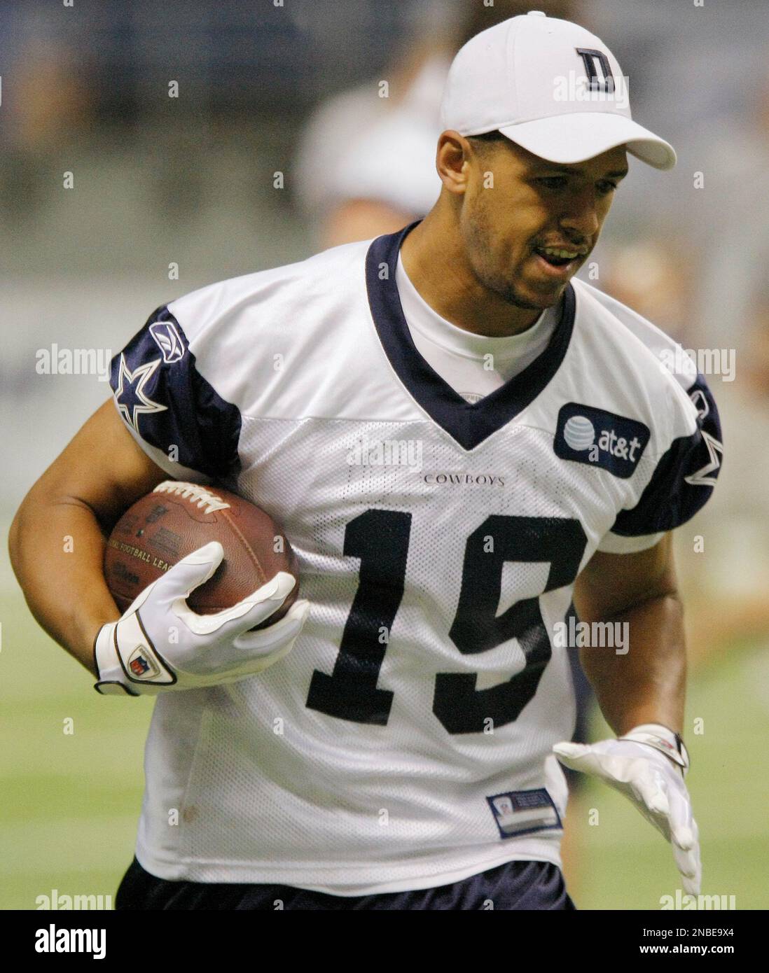 Dallas Cowboys' Miles Austin goes through drills during an NFL football ...