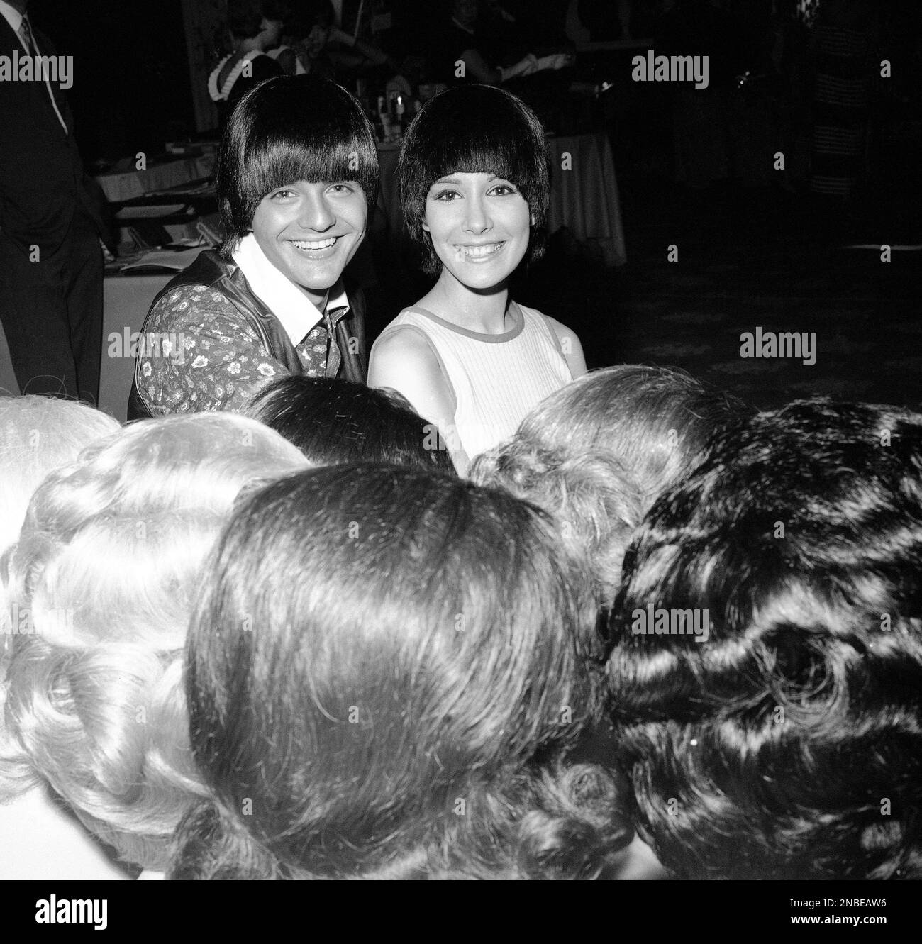 Models Robert Sphatt, left, and Jane Gallop model the latest in his and ...