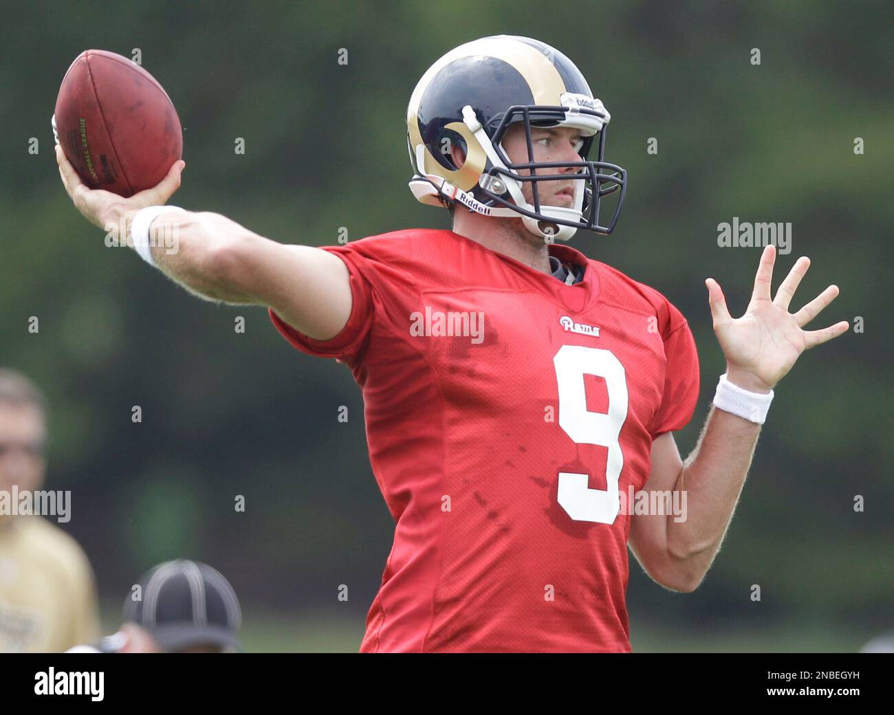 St. Louis Rams quarterback Taylor Potts throws during NFL football ...