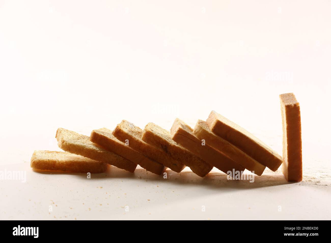 Toast crust hi-res stock photography and images - Alamy