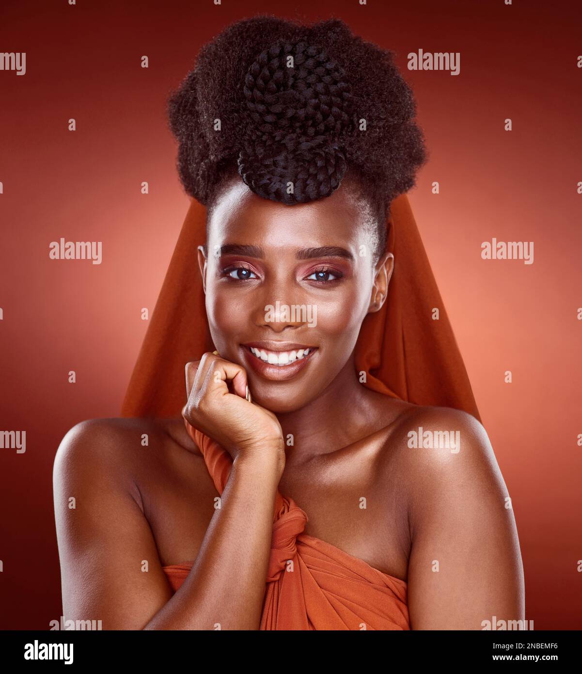 I feel pretty, nothing else matters. Cropped portrait of an attractive ...