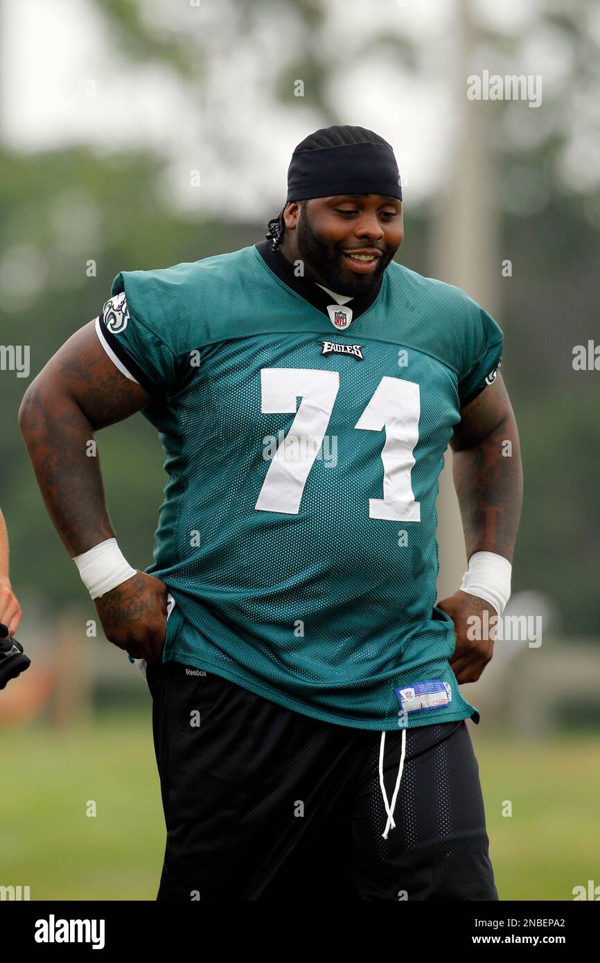 Philadelphia Eagles tackle Jason Peters walks on the field at the start ...