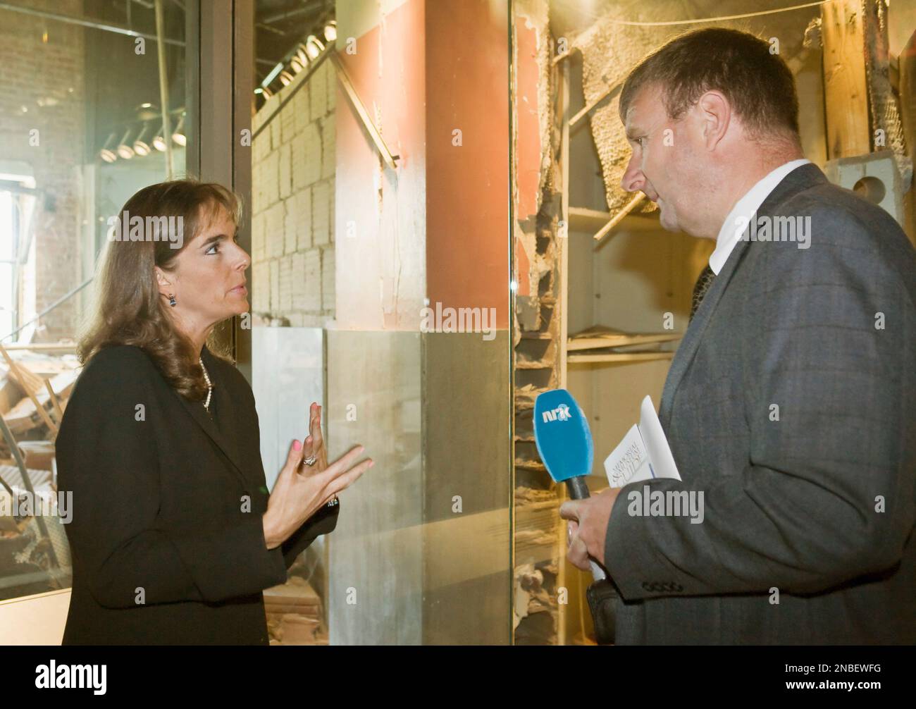 Oklahoma City Bombing Survivor Melissa McLawhorn Houston, left, talks ...