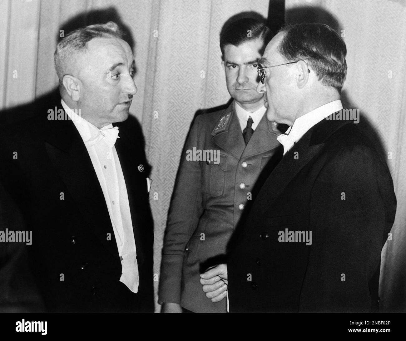 Oswald Pirow, South African Defence Minister, is in Berlin for several ...