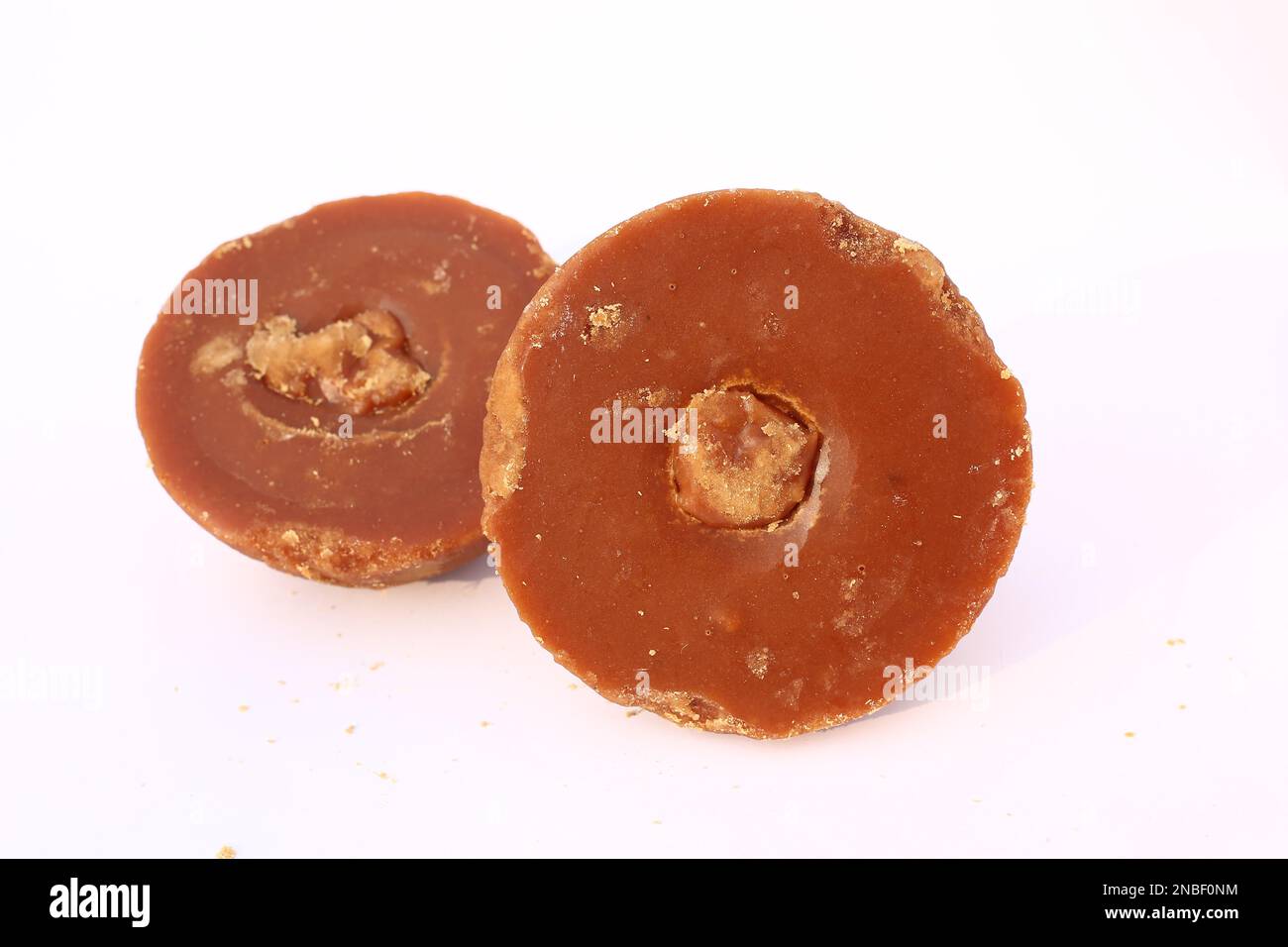 Khejur gur hi-res stock photography and images - Alamy