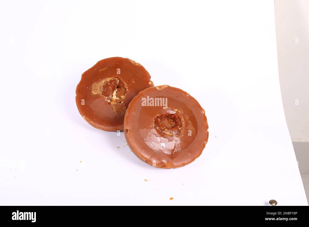 Khejurer gur hi-res stock photography and images - Alamy