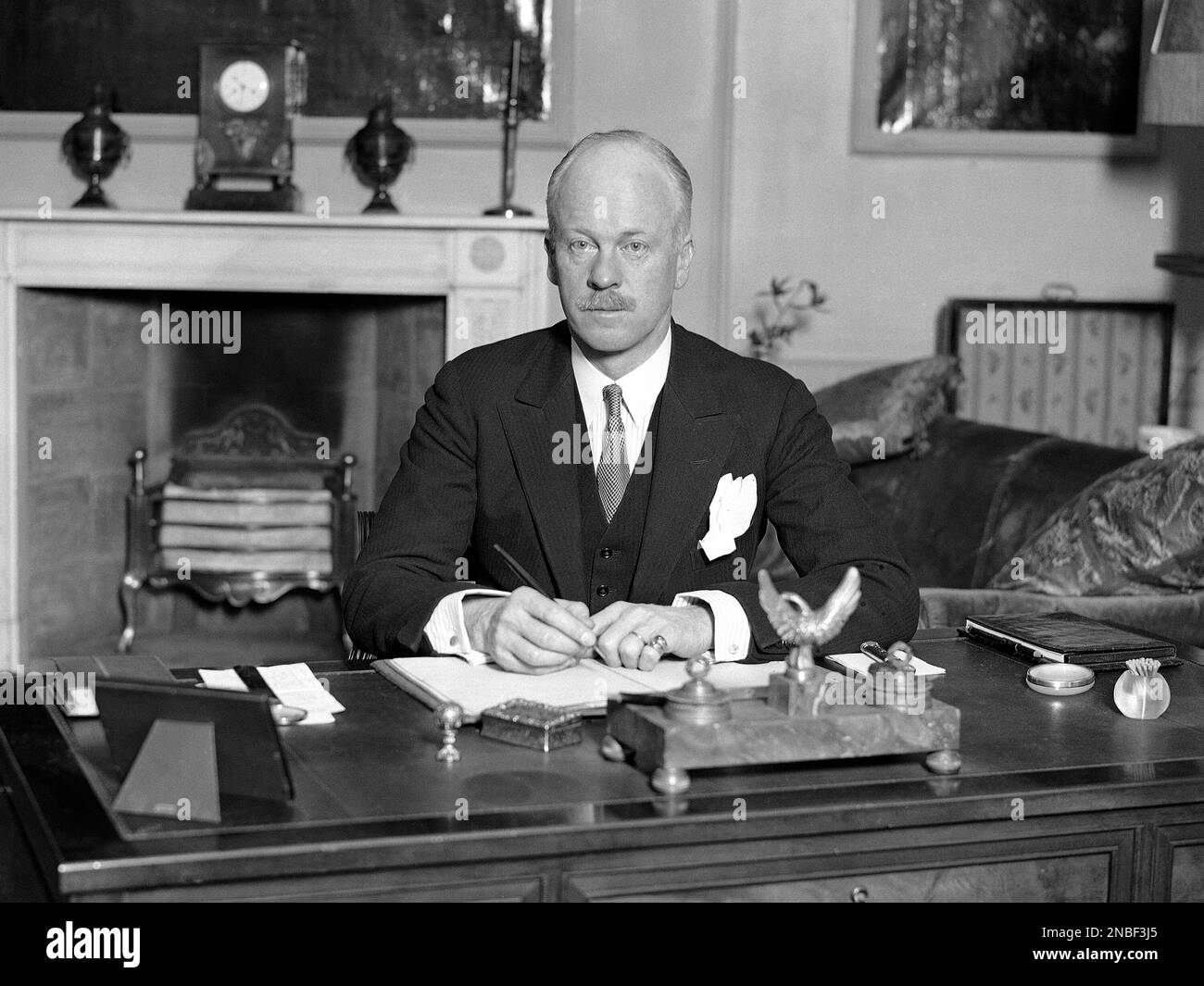 Vere Ponsonby, 9th Earl of Bessborough, known as Lord Bessborough at ...
