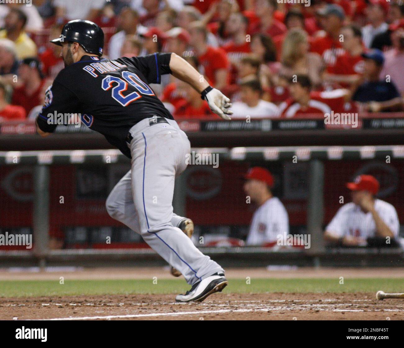 New York Mets' Jason Pridie runs to first after hitting a two-run ...