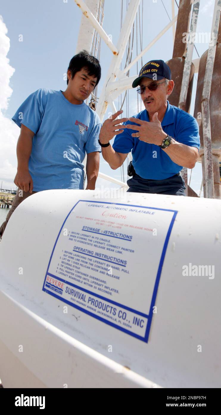 In this photo taken July 20, 2011, Gilbert Gallardo, right, a ...
