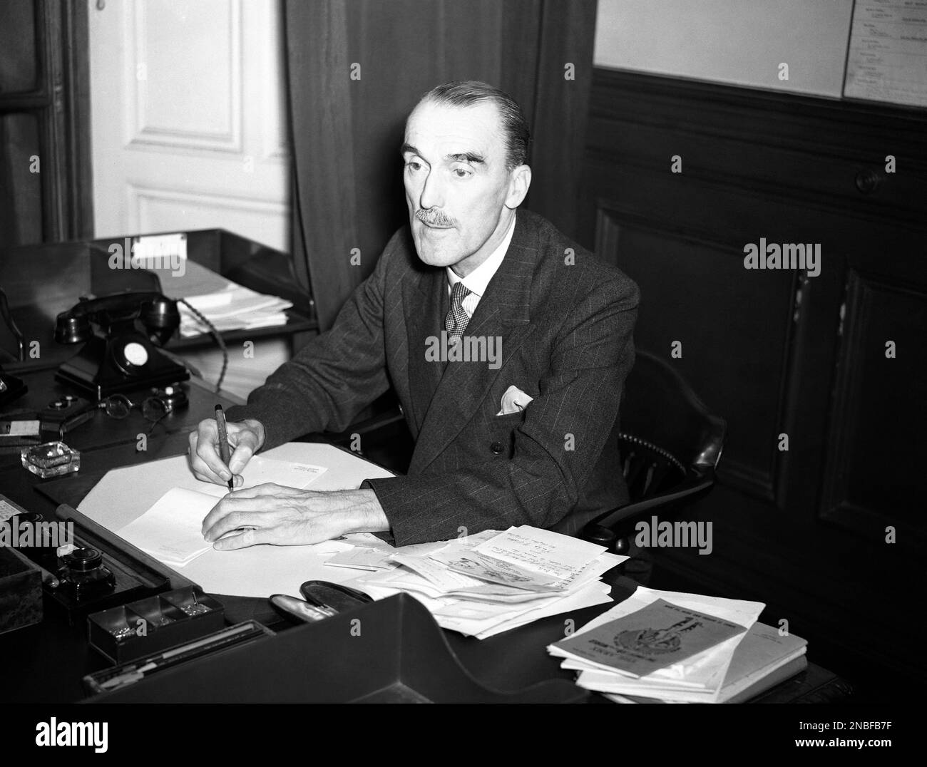 Major John Hay Beith-Ian Hay, the famous novelist, began his duties at ...