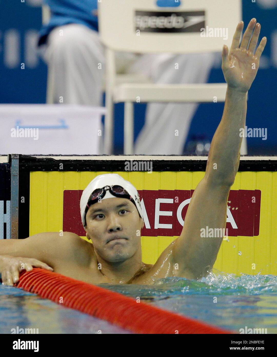 South Korea's Park Tae-hwan celebrates after winning the men's 400m ...