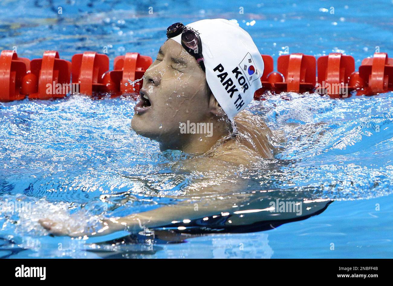 South Korea's Park Tae-hwan reacts after winning the men's 400m ...
