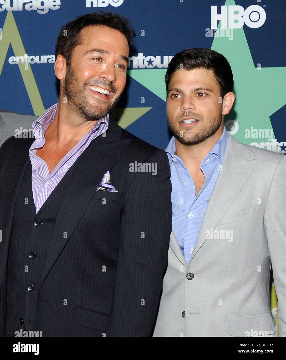 Actors Jeremy Piven, left, and Jerry Ferrara attend the final season ...