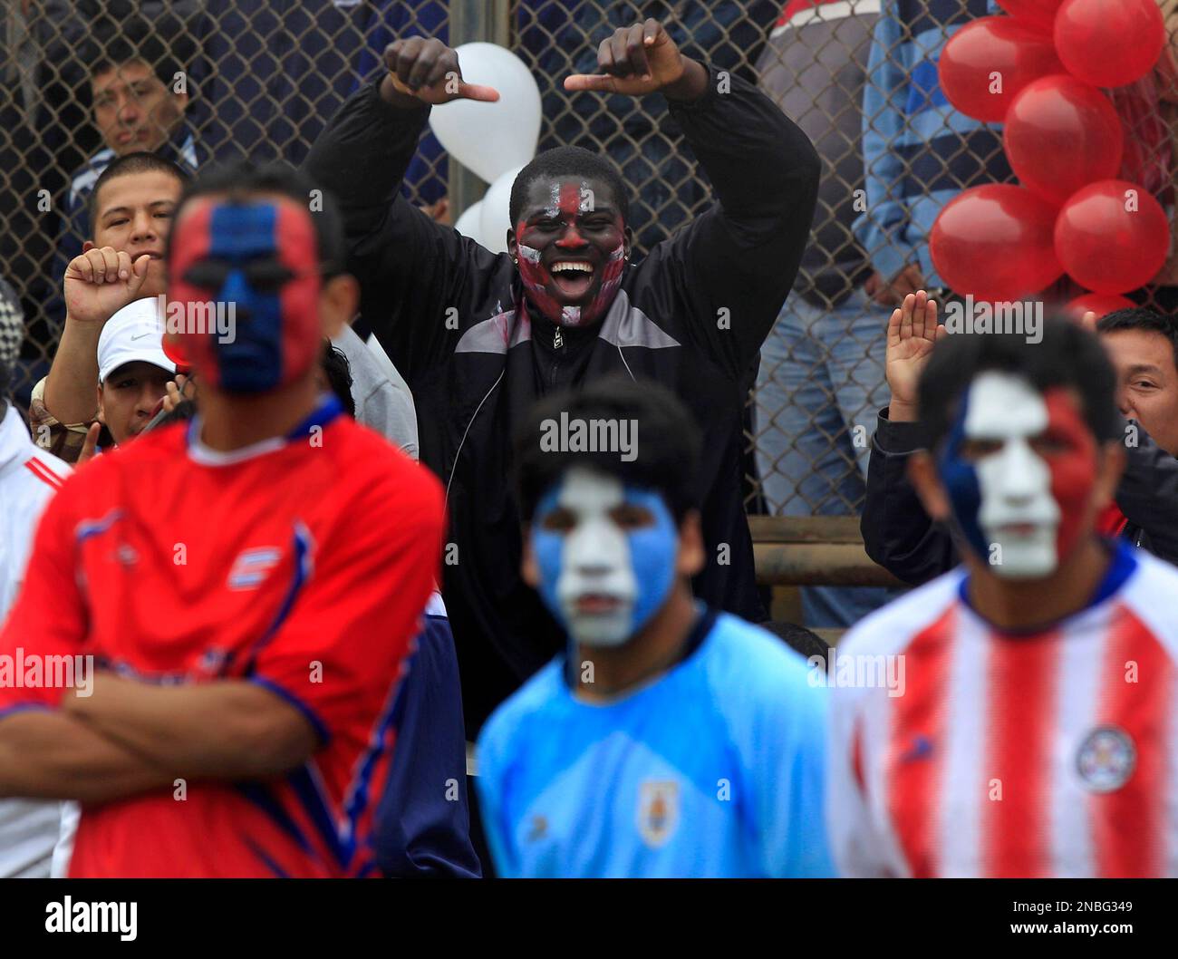 US' prisoner Mateo Ebohon, center back, celebrates while watching the ...