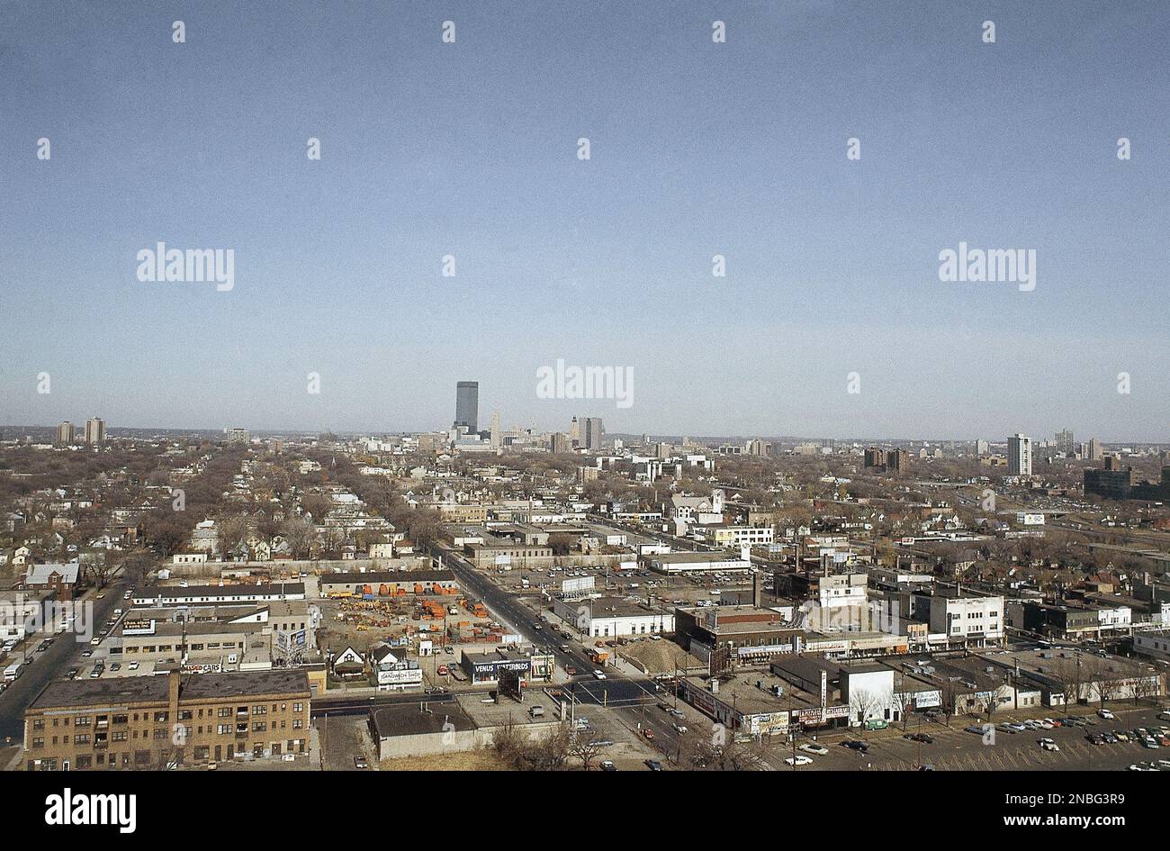 Skyline of Minneapolis, Minnesota, showing the IDS Center in an undated ...
