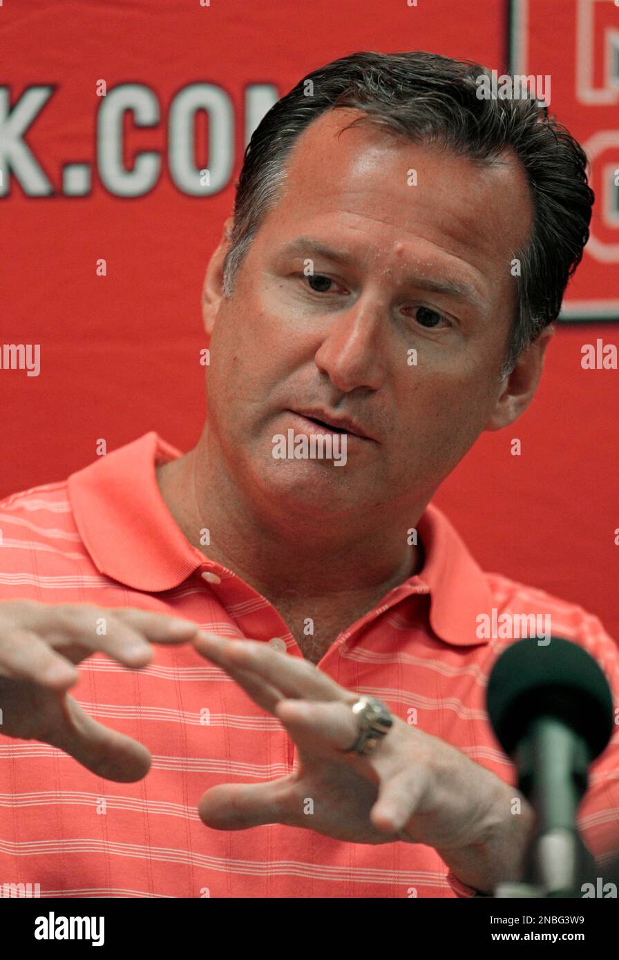 North Carolina State basketball coach Mark Gottfried speaks to members ...