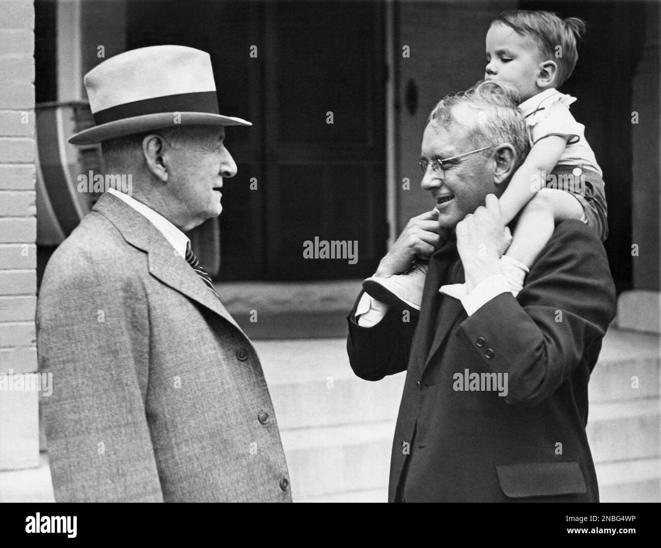 Three generations of Landon’s stand together in Topeka, Kansas on May ...