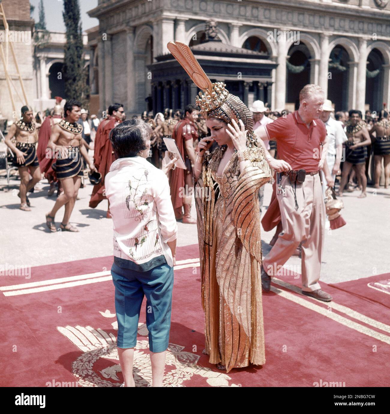 British actress Elizabeth Taylor is ready for the most spectacular ...