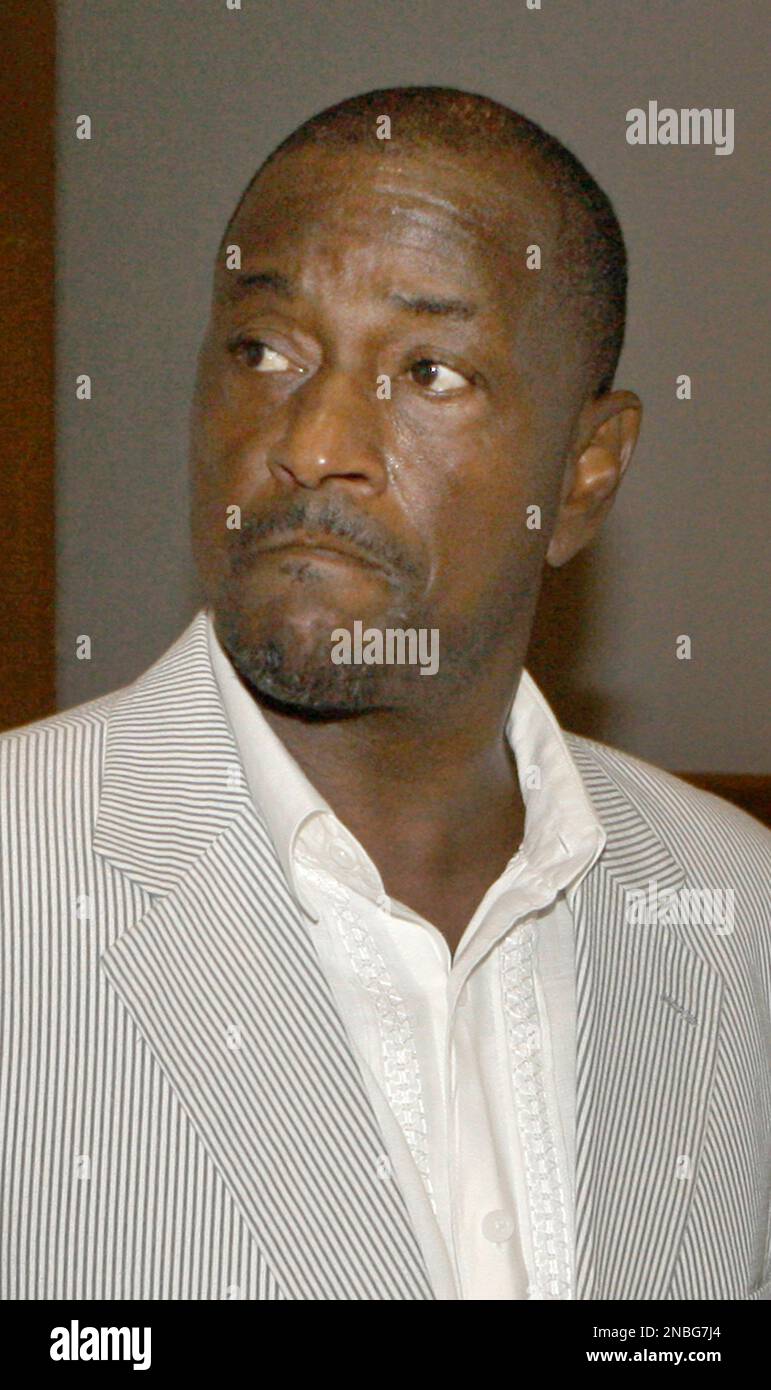 Melvin Bledsoe, father of Abdulhakim Muhammad, arrives at the Pulaski ...