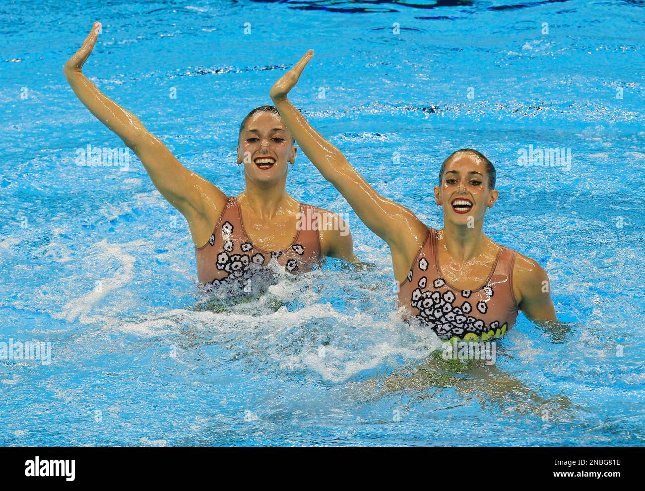 Spain's Ona Carbonell and Andrea Fuentes perform their routine in the ...